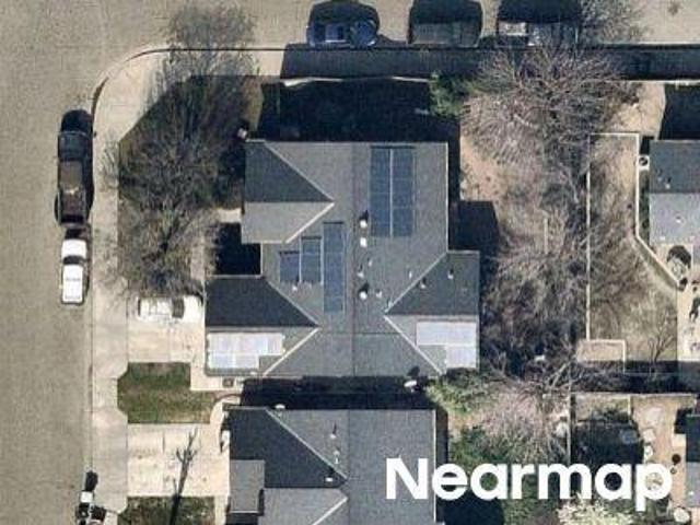 N Shelly Ave