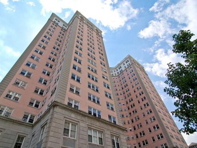 N Sheridan Rd Apt,chicago, Home For Sale