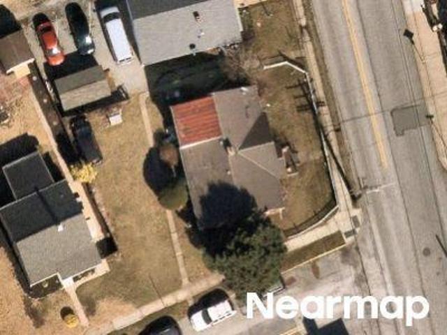 N Sherman St