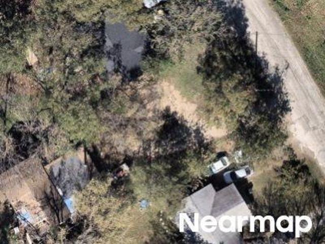 N Sherman St