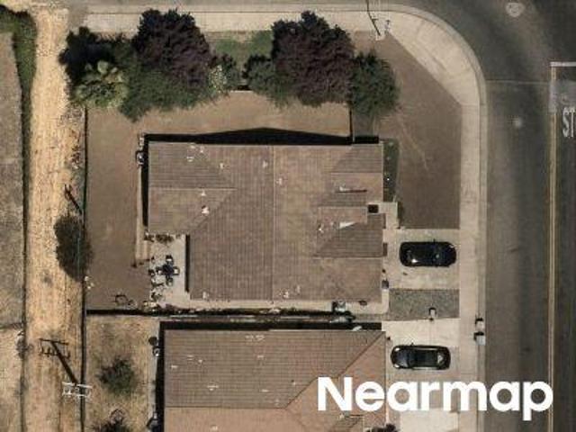N Shoemaker Ave