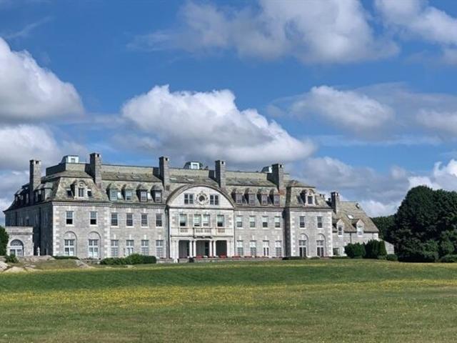 N Shore Dr Unit,dartmouth, Condo For Sale