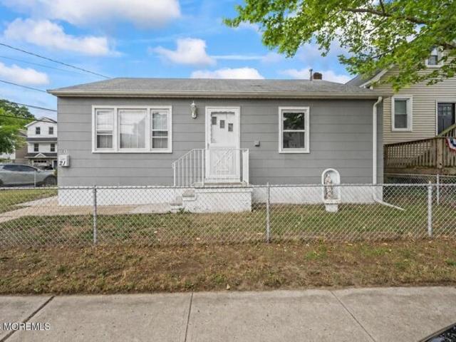 N Shore St, Keansburg, Home For Sale