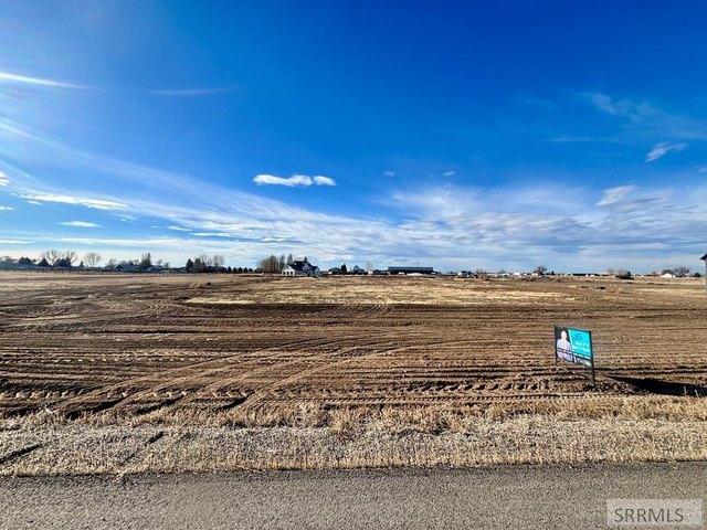 N Silverleaf Ln, Rexburg, ID 83440