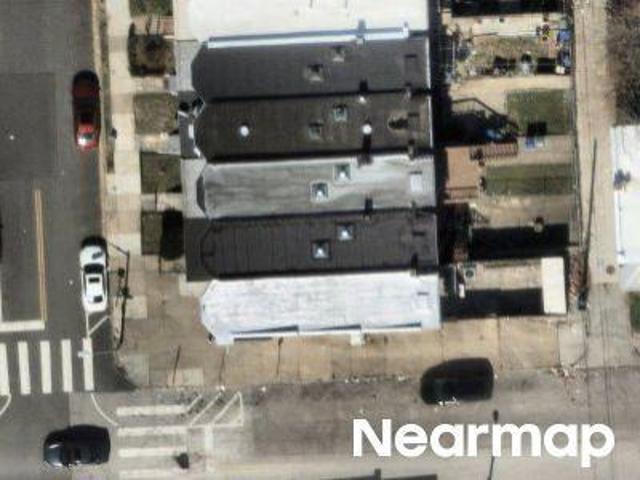 N Smallwood St