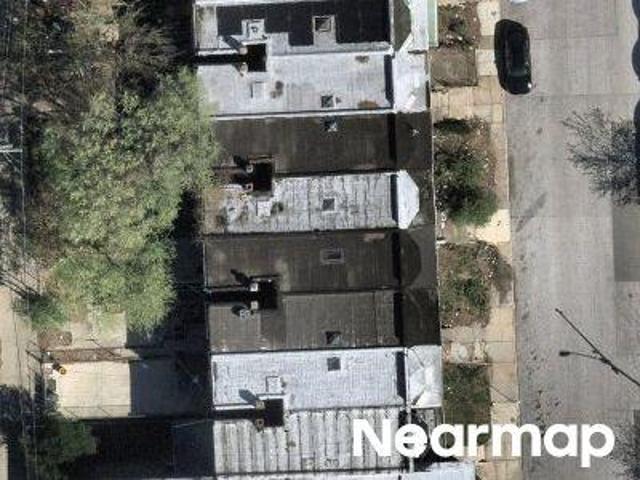 N Smallwood St