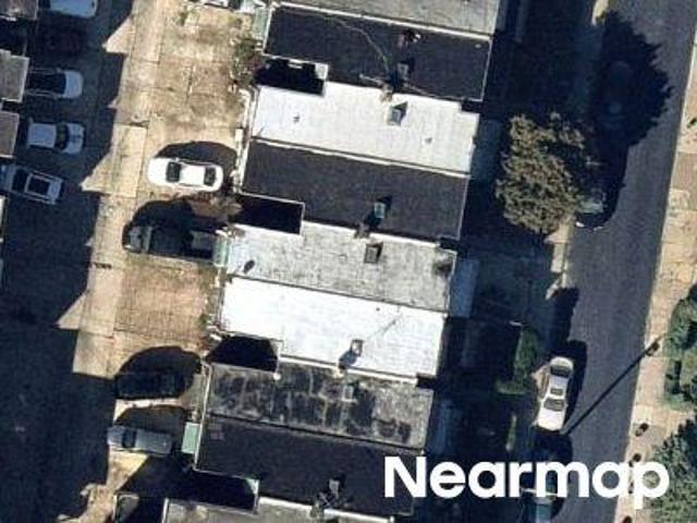 N Smedley St