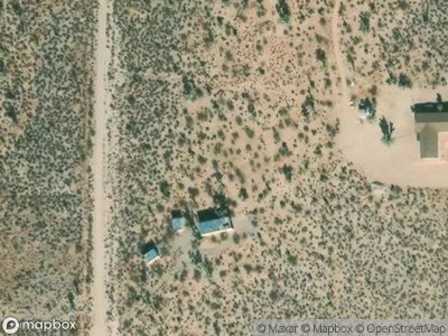N Tamarisk St