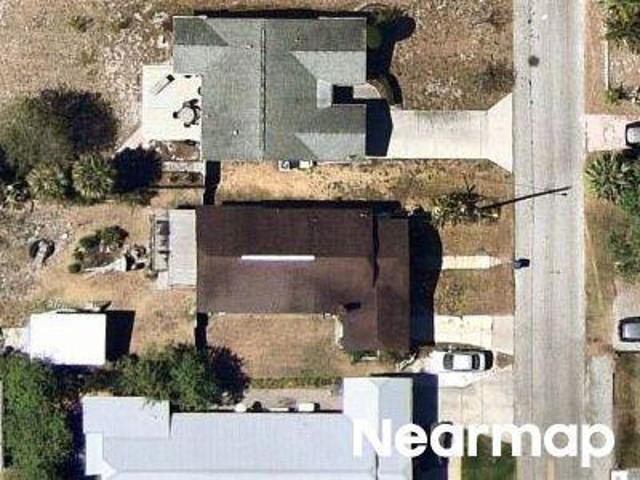 N Tampa St