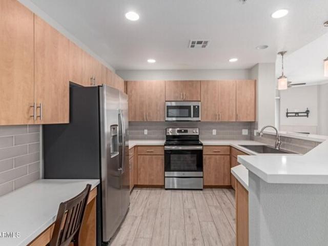 N Tatum Blvd Unit,phoenix, Flat For Sale