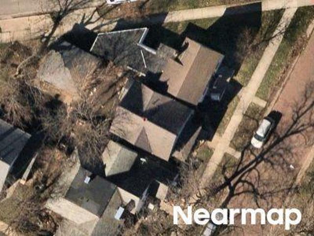 N Taylor St