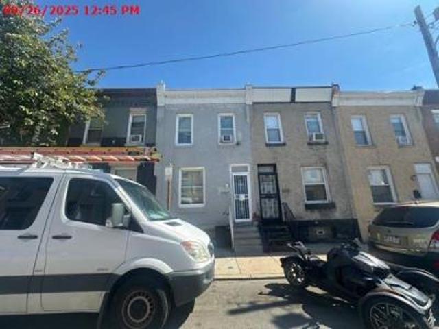N Taylor St