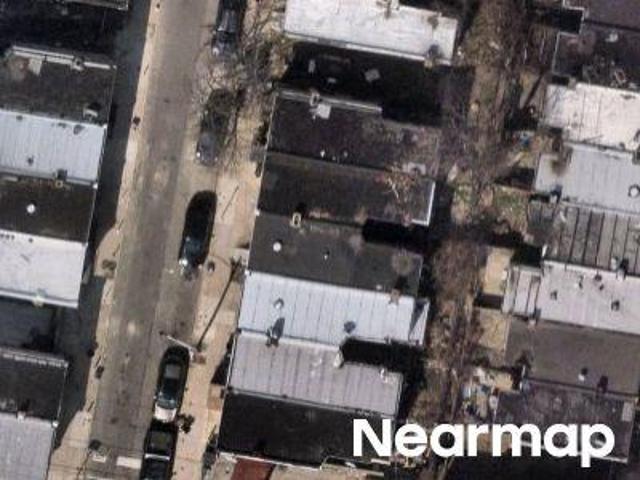 N Taylor St