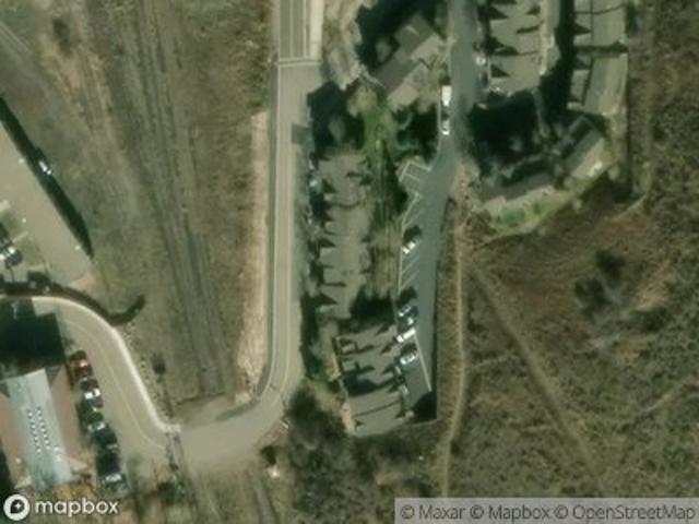N Taylor St