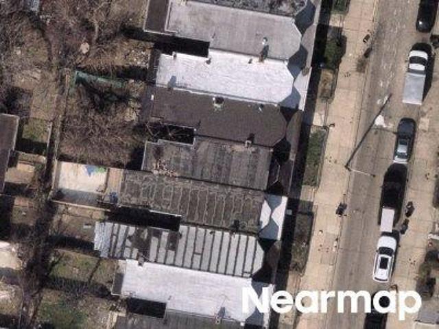 N Taylor St