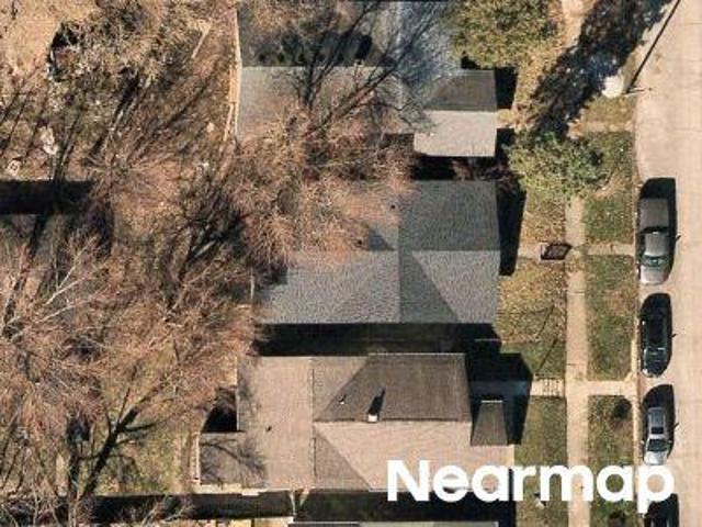 N Temple Ave