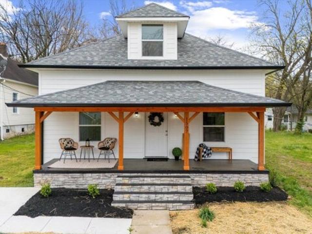 N Th Ave, Knoxville, Home For Sale