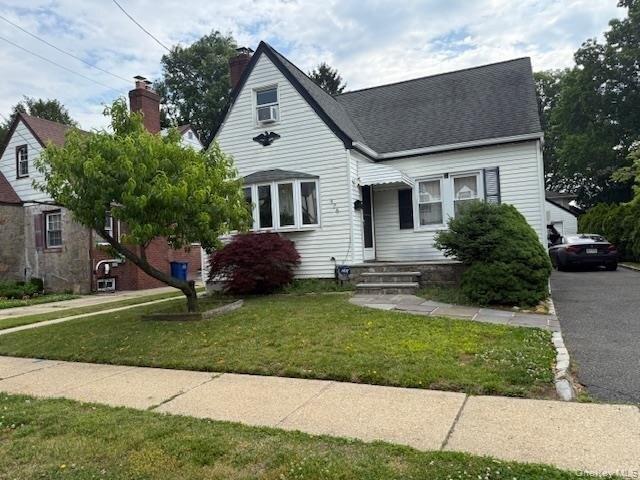 N Th St, New Hyde Park, Home For Sale