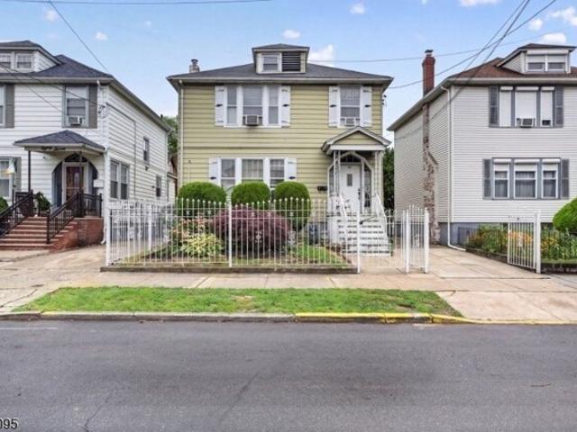N Th St, Newark, Home For Sale