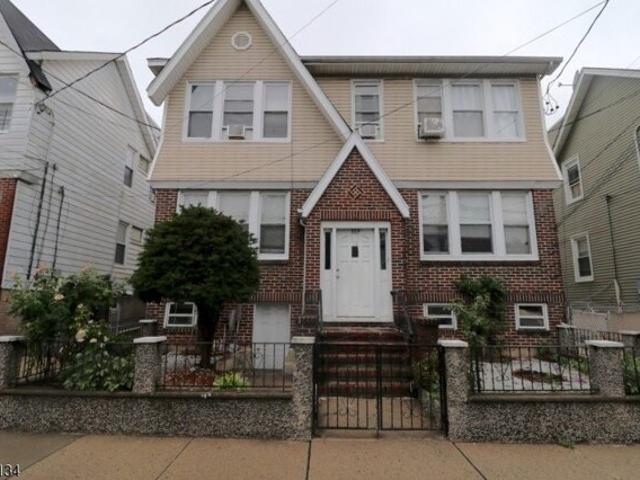 N Th St, Newark, Home For Sale