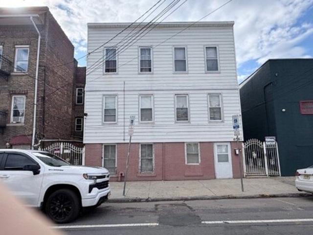 N Th St, Newark, Home For Sale