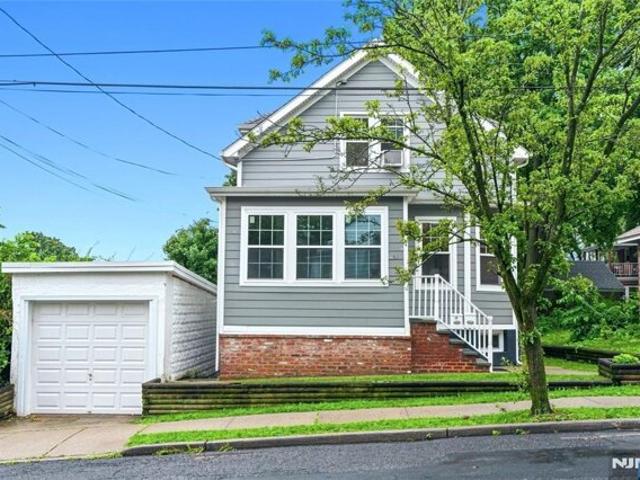 N Th St, Hawthorne, Home For Sale