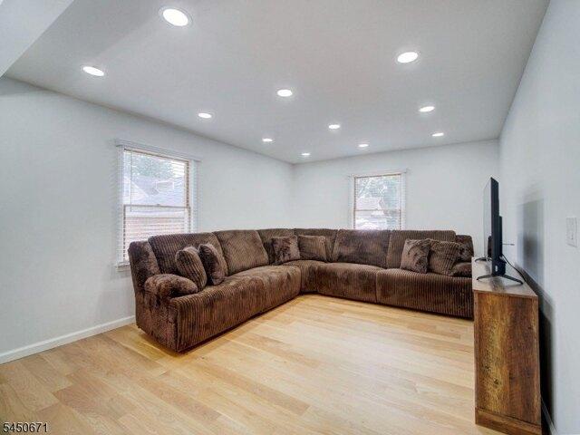N Th St, Kenilworth, Home For Sale