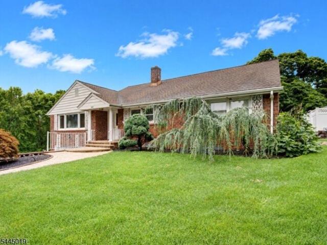 N Th St, Kenilworth, Home For Sale