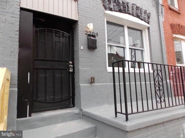 N Th St, Philadelphia, Home For Sale