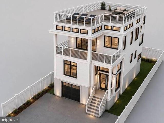 N Th St, Surf City, Home For Sale