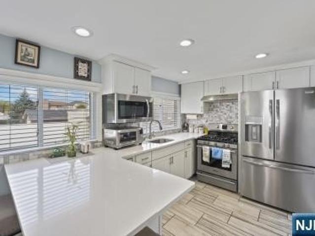 N Th St, Saddle Brook, Home For Sale