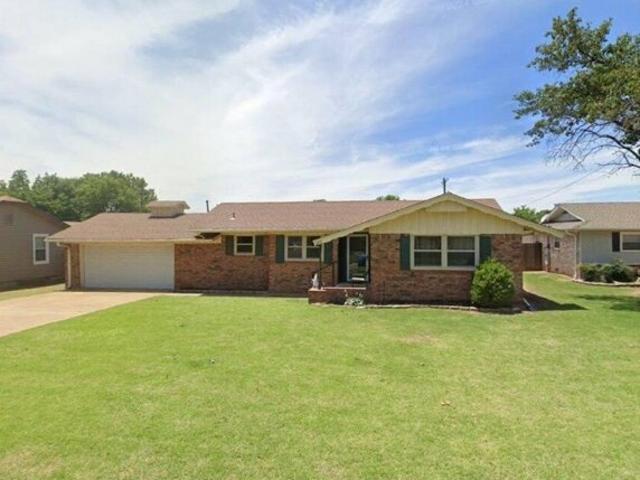 N Th St, Tonkawa, Home For Sale