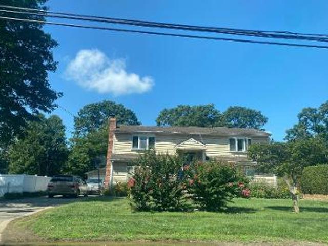 N Thompson Dr
