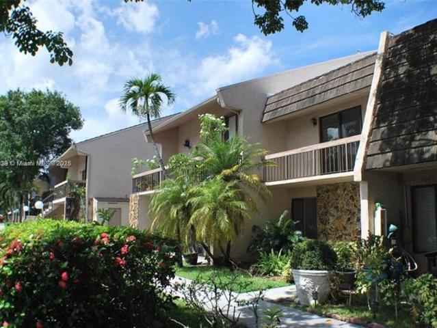 N University Dr Unit,plantation, Home For Sale