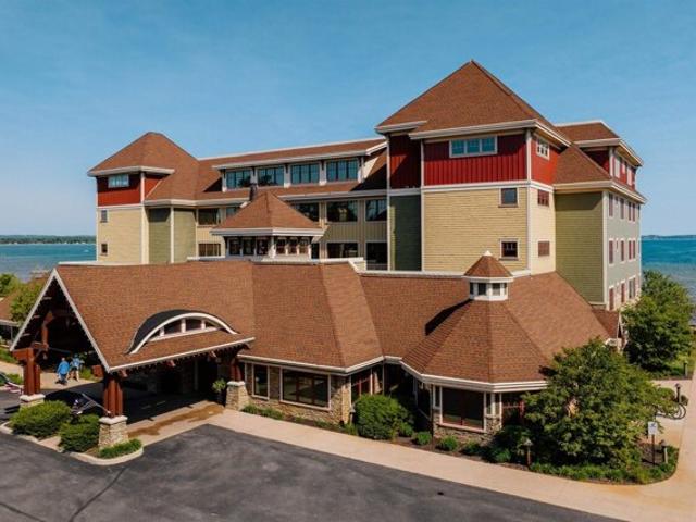 N Us Highway N Unit, Traverse City, Condo For Sale