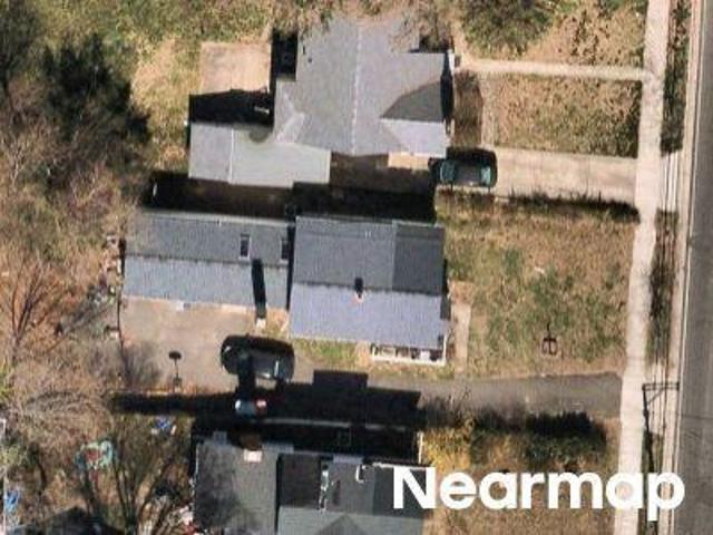 N Valley Ave