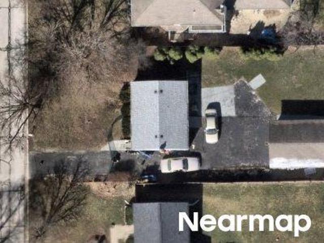 N Van Auken St