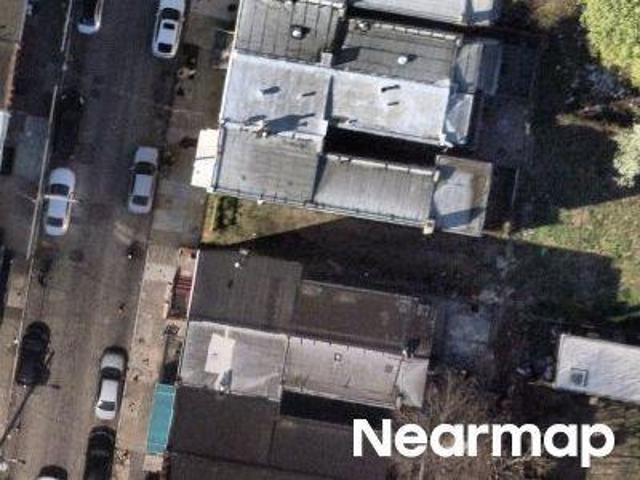 N Van Pelt St