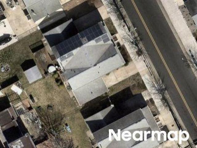 N Vermont Ave