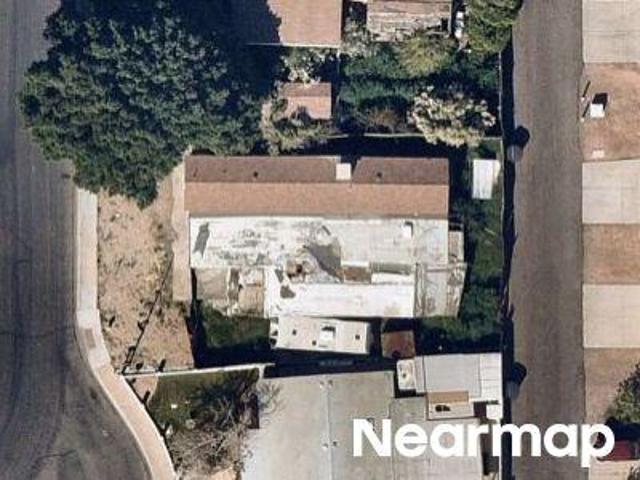 N Vine St