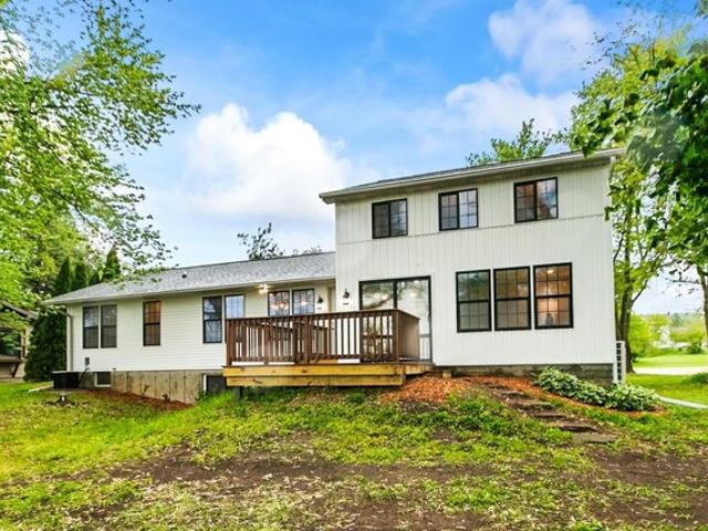 N Vista Rd, Sullivan, Home For Sale