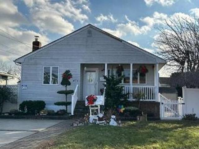 N Virginia Ave