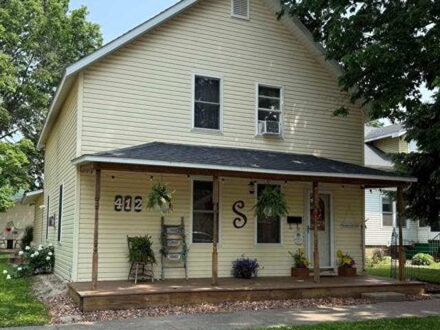 N Wacouta Ave, Prairie Du Chien, Home For Sale