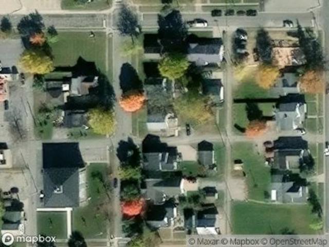 N Walnut St