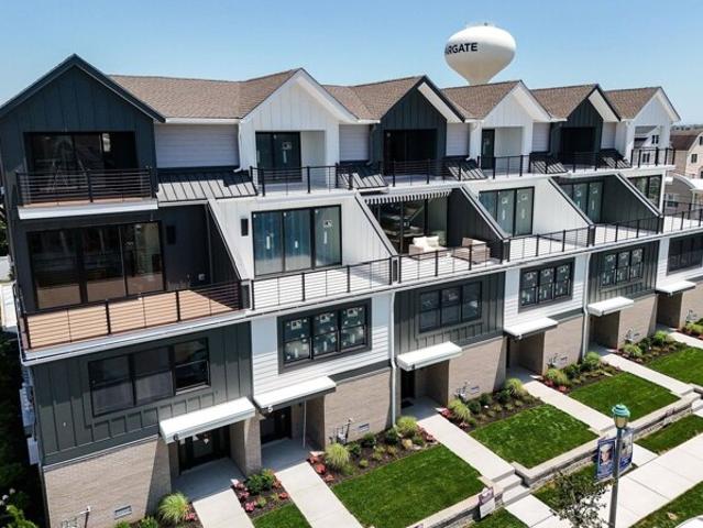 N Washington Ave Unit,margate, Home For Sale