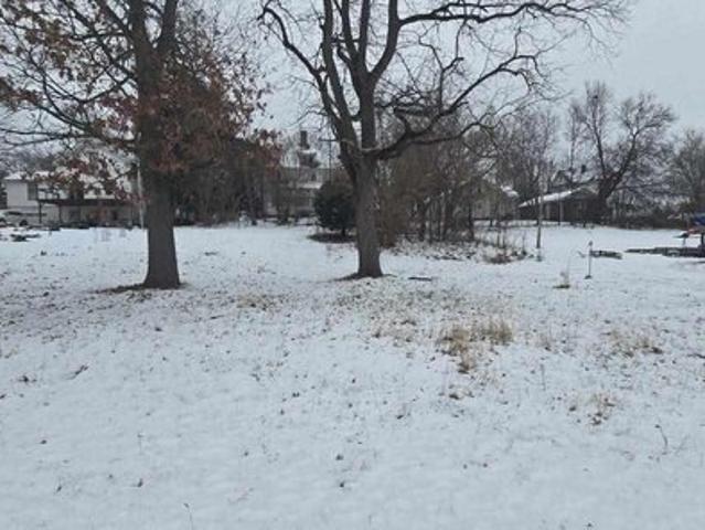 N Washington St, Montezuma, IN 47862