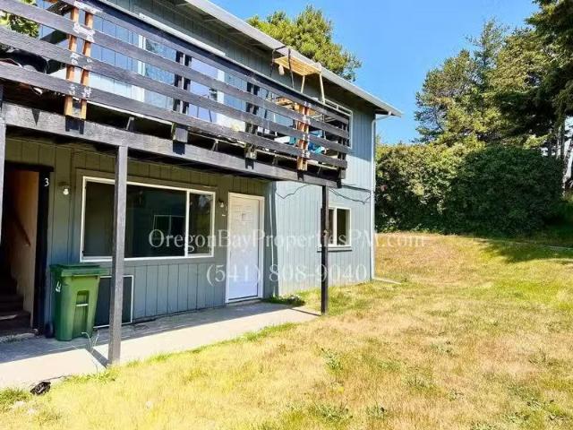 N. Wasson Apts #2: 2bdrm/1ba 239 N Wasson St