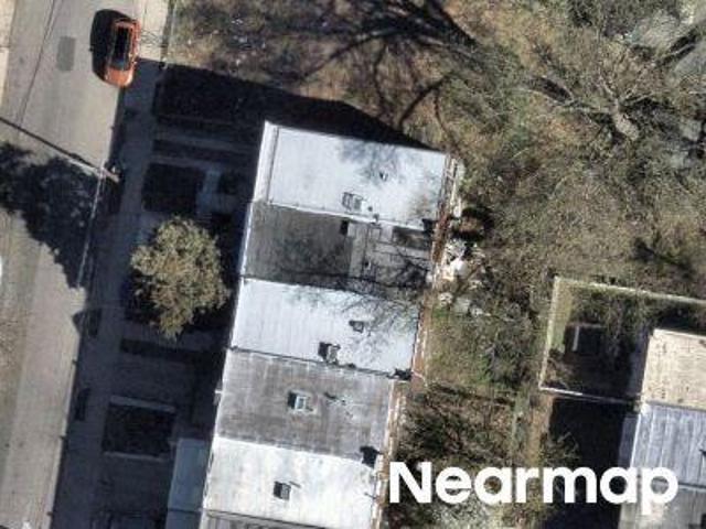 N Warnock St