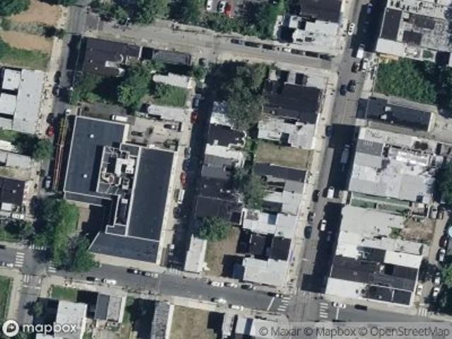 N Warnock St