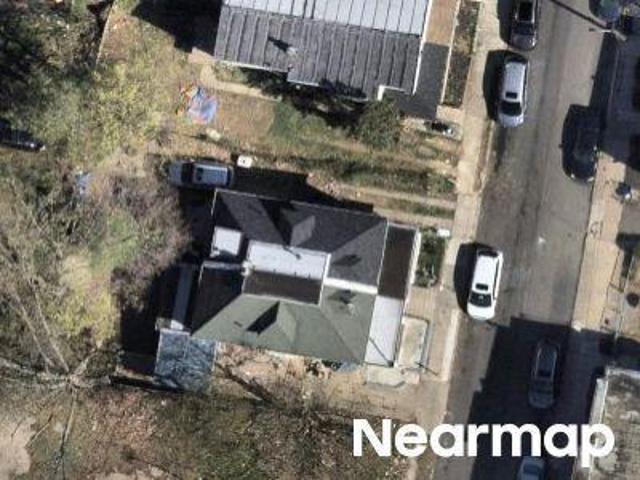 N Warnock St